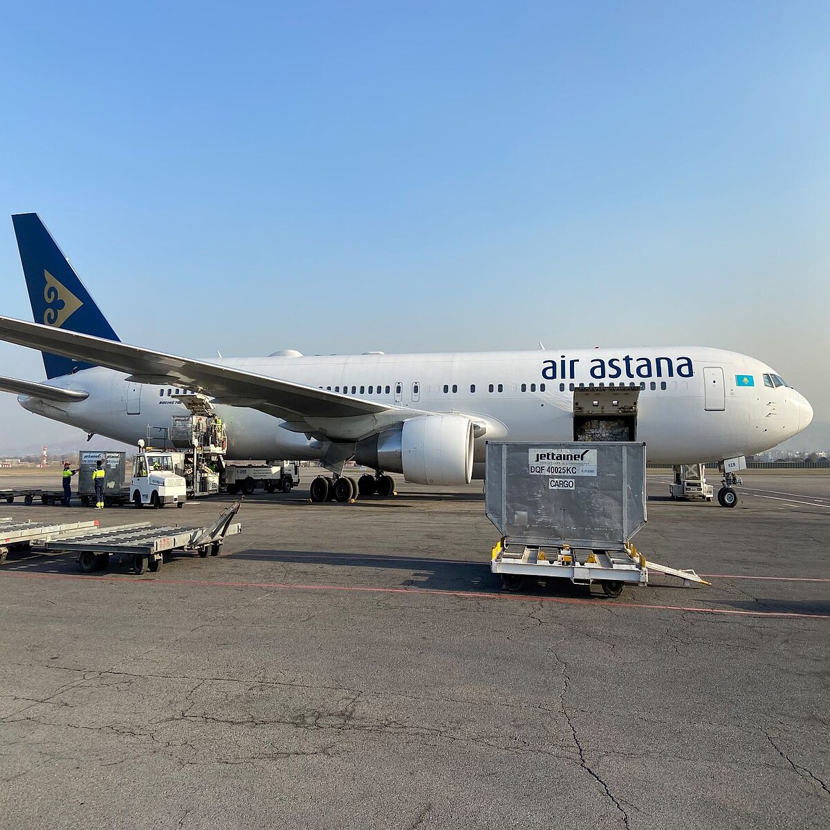 Jettainer: AIR ASTANA AND JETTAINER CONTINUING SUCCESSFUL PARTNERSHIP